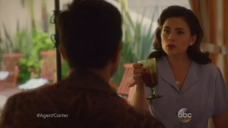 Infrarouge tsara kokoa noho ny maty. Agent Carter: 