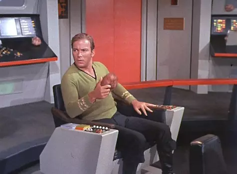 Star Trek Upprunalega serían endurhorft: „The Trouble with Tribbles“ 19518_4