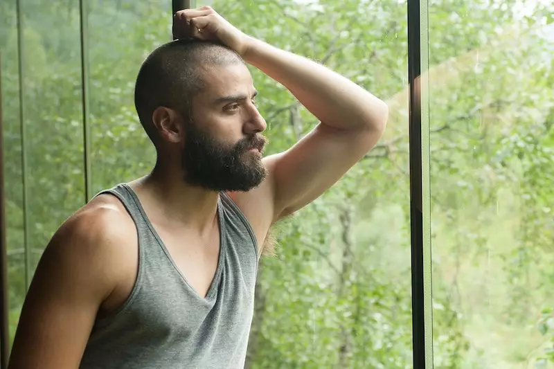 O Oscar Isaac na ulufale atu i le Eria X mo Alex Garland's Annihilation