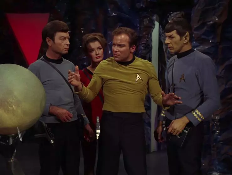 Star Trek oriģinālā seriāla atkārtota skatīšanās: “Atgriezties rītdienā” 19792_3