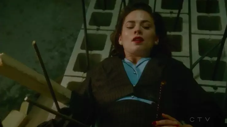 De Butler huet et gemaach. Agent Carter: 