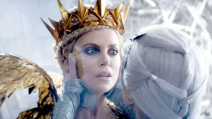 The Huntsman: Winter's War dibertsio barregarri eta errepikatu bat da