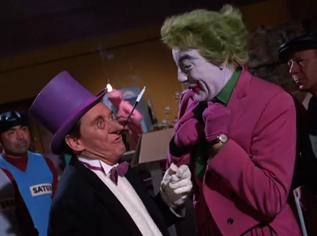 ¡Holy Rewatch Batman! "Os crimes do zodíaco" / "Os tempos difíciles do Joker" / "O Penguin Declines"