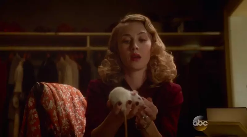 Úžasné! Agent Carter: „Dym a zrkadlá“ 20149_3