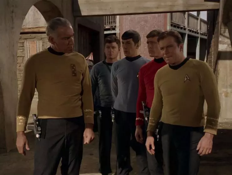 Star Trek oriģinālā seriāla atkārtota skatīšanās: “The Omega Glory” 20470_2