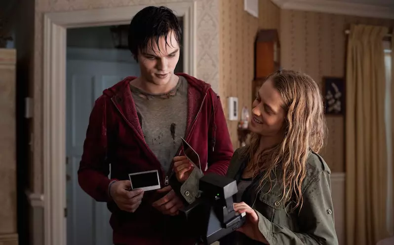 Zombie Romeo ve Juliet Roman Warm Bodies Bir Devam Filmi Aldı