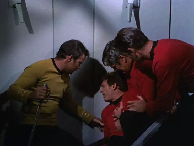 Star Trek The Original Series Повторно гледане: „Денят на гълъба“ 20965_15