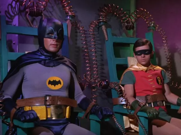 Rewatch Yera, Batman! “Umubyeyi Ukomeye Muri Bose” / “Ma Parker” 21042_4