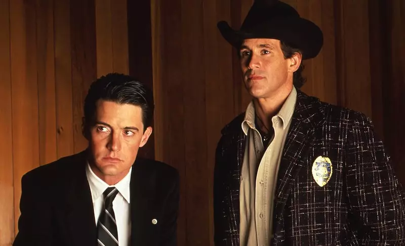 Elogio al sheriff de Twin Peaks, Harry Truman