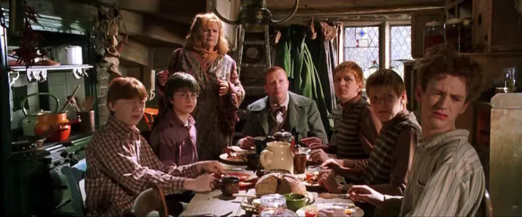 Abasetyhini bakaHarry Potter: uMolly Weasley, ukuGqwesa kweRebel Par 21518_2