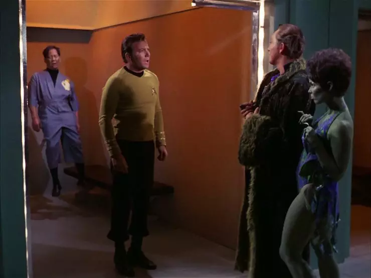 Star Trek Is-Serje Oriġinali Rewatch: “Whom Gods Destroy” 21637_18