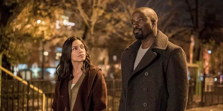 Romantika és düh fűti Luke Cage utolsó epizódjait