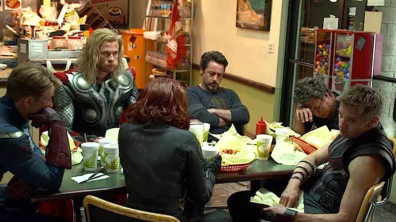 Að ná í Avengers og Friends!