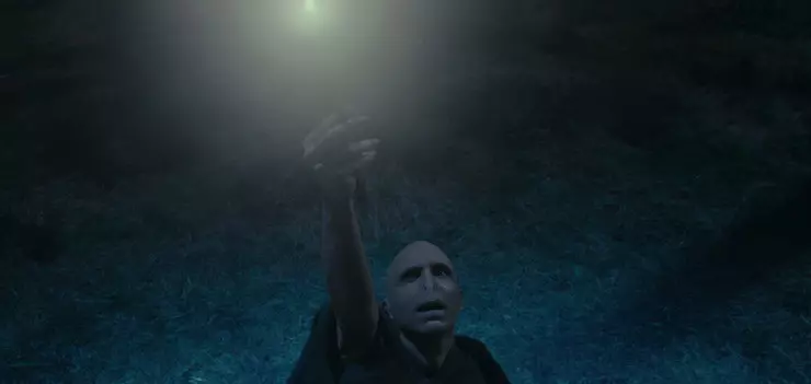 Harry Potter and the Deathly Hallows: အပိုင်း 1 ရုပ်ရှင်ကို ပြန်လည်ကြည့်ရှုခြင်း။ 22221_17