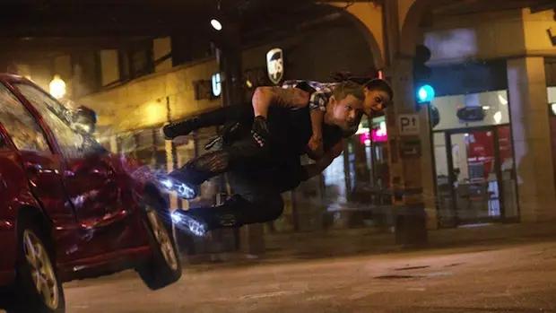 Jupiter Ascending Teqînek Sci-Fi-ya Têgîna Bilind e (Û Ev Tiştek Baş e!) 22966_5