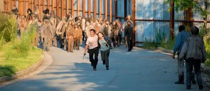 The Walking Dead Season 6 Midseason Finale: "ចាប់ផ្តើមដល់ចប់"