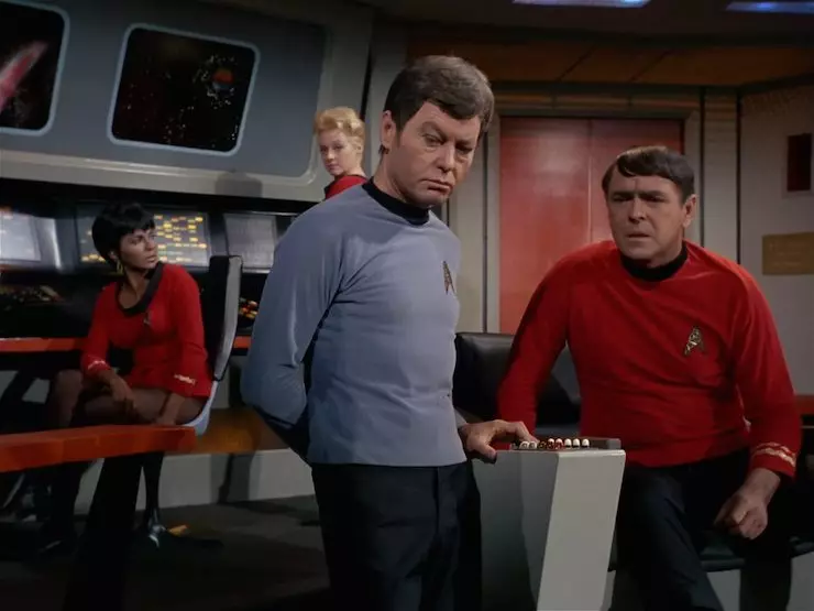 Star Trek The Original Series Rewatch: “A Taste of Armageddon” 23411_4