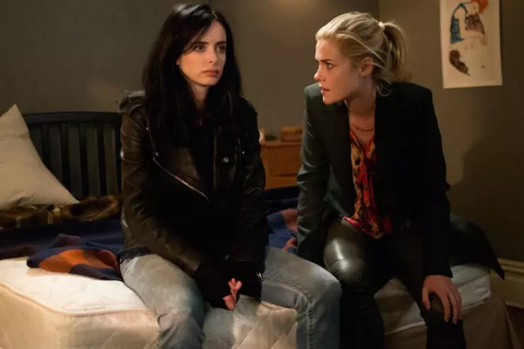 Seo do chéad amharc ar Marvel agus Jessica Jones ó Netflix! 24108_3