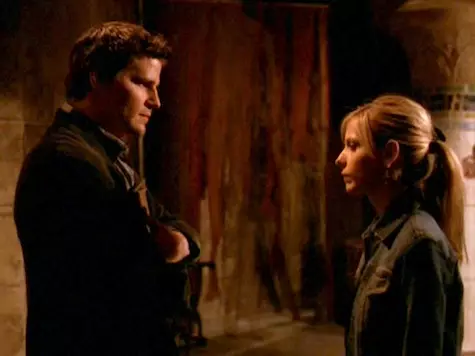 Buffy the Vampire Slayer Rewatch: Ho eona, ka mor'a tsohle, ka matla. 24202_2