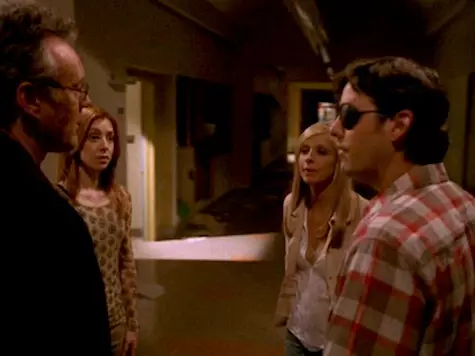 Buffy the Vampire Slayer Rewatch: که در نهایت در مورد قدرت است. 24202_9