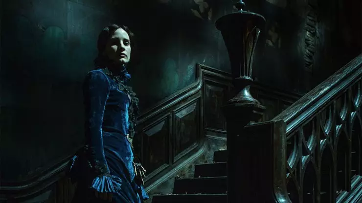 Crimson Peak Binavkirinek Bêhna Xweşik a Romana Gothic e 24247_2