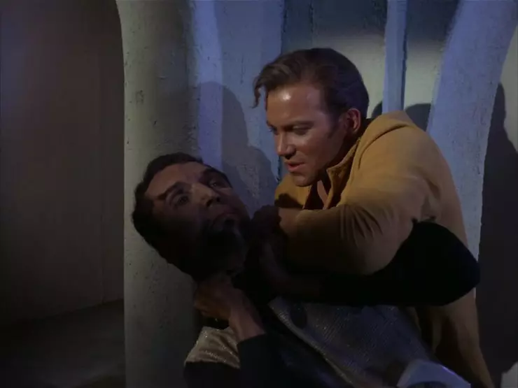 Star Trek The Original Series Повторно гледане: „Errand of Mercy“ 24292_10