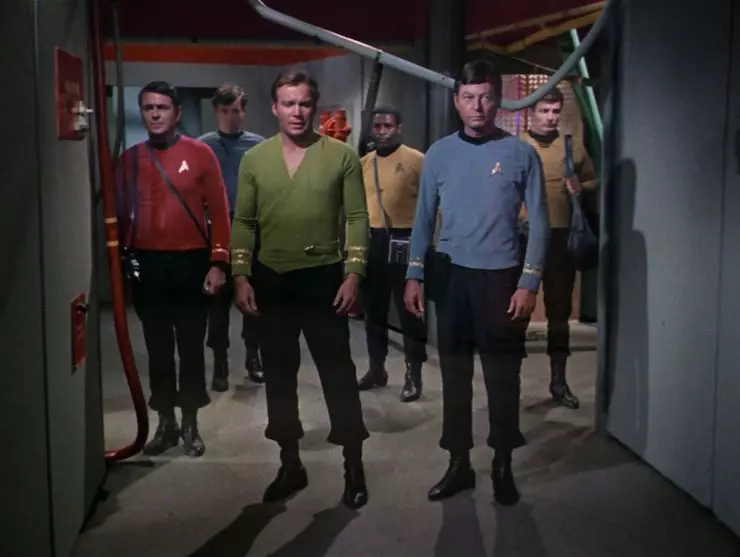 “Star Trek” Asyl seriýaly täzeden serediş: “Kyýamat güni maşyn” 24431_1