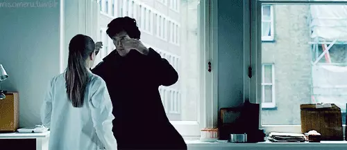 Sherlock Molly sărut GIF