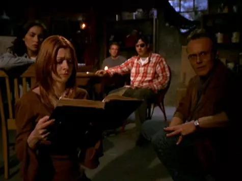 Buffy Vampire Slayer Rewatch: Kubara uhereye kuri bitatu… bibiri… umwe… 25785_4