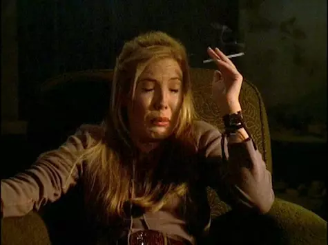 Buffy the Vampire Slayer Rewatch: Rileyri buruzko zerbait dago 26900_3