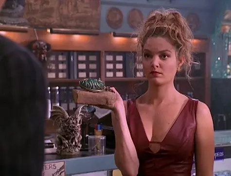 Buffy the Vampire Slayer Rewatch: Snakes and Shadows 27188_3