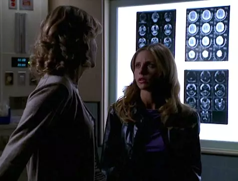 Buffy the Vampire Slayer Rewatch: Snakes and Shadows 27188_4