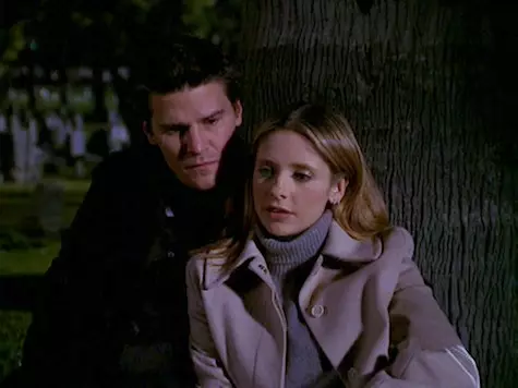 Buffy the Vampire Slayer Rewatch: ມັນບໍ່ແມ່ນ Paw Monkey ຂອງແມ່ຂອງເຈົ້າ 27465_3