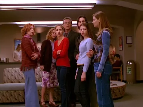 Buffy the Vampire Slayer Rewatch: Babu Joyce a Bloodville