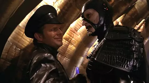 „Farscape Rewatch“: „Moliuskų perversmas“ 28918_2