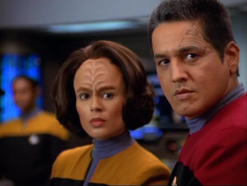 Star Trek: Voyager Rewatch: "Paralaje"