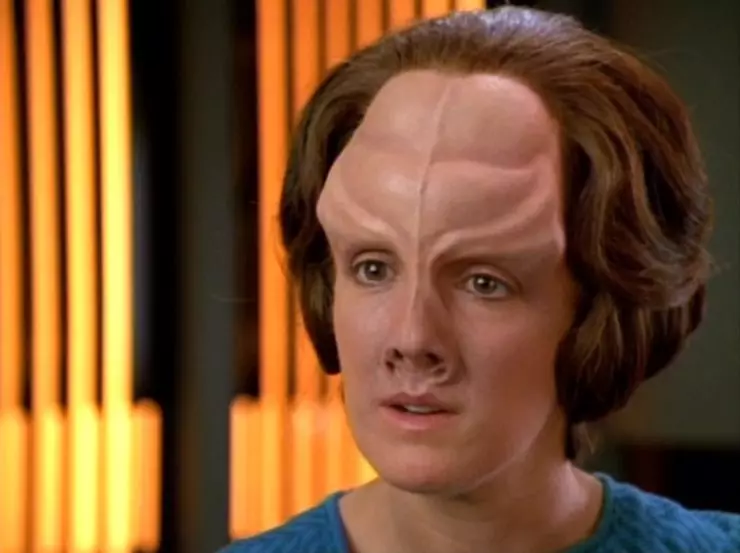 Star Trek: Voyager qayta tomoshasi: “Emanatsiyalar” 2931_1