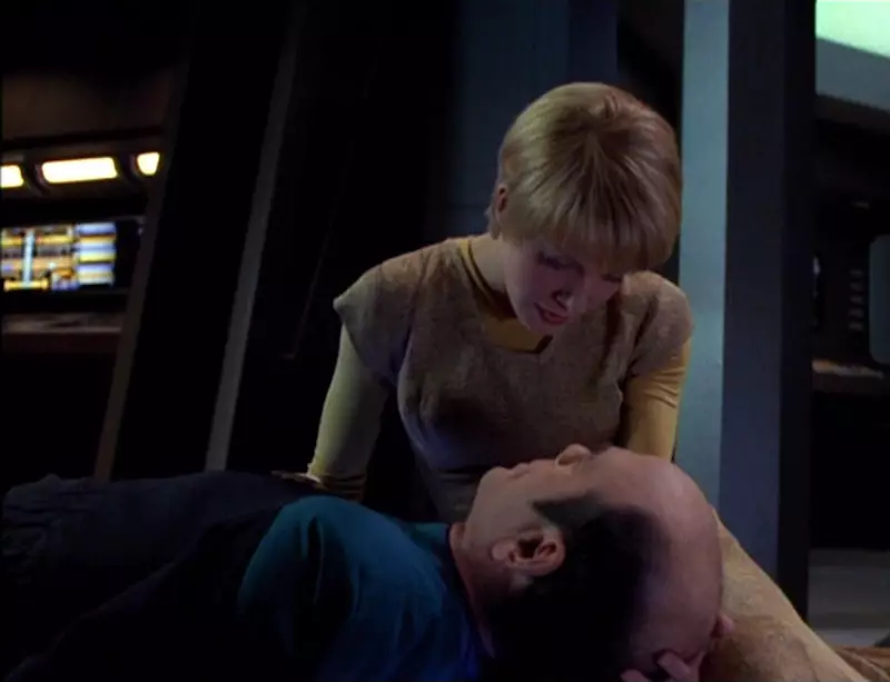 “Star Trek”: “Voyager Rewatch”: “Proýeksiýalar” 2952_1