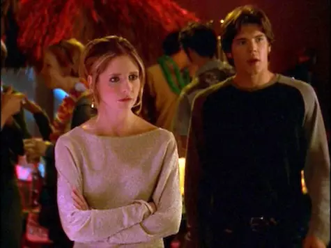 Buffy the Vampire Slayer Rewatch: Boya eyi jẹ idanwo ọrẹbinrin kan? 29572_2