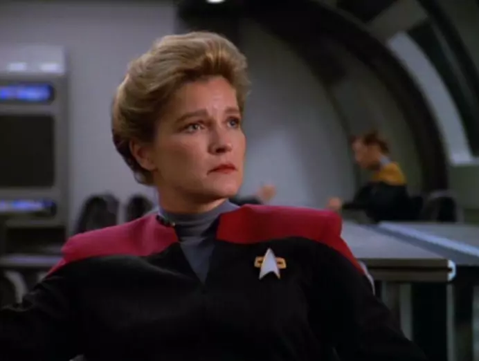 Star Trek: Voyager Rewatch: “Dyfalbarhad Gweledigaeth”