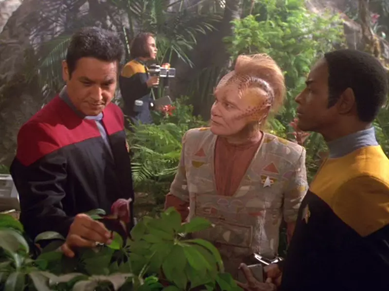 Star Trek: Voyager Rewatch: „Tettoo“ 2965_2