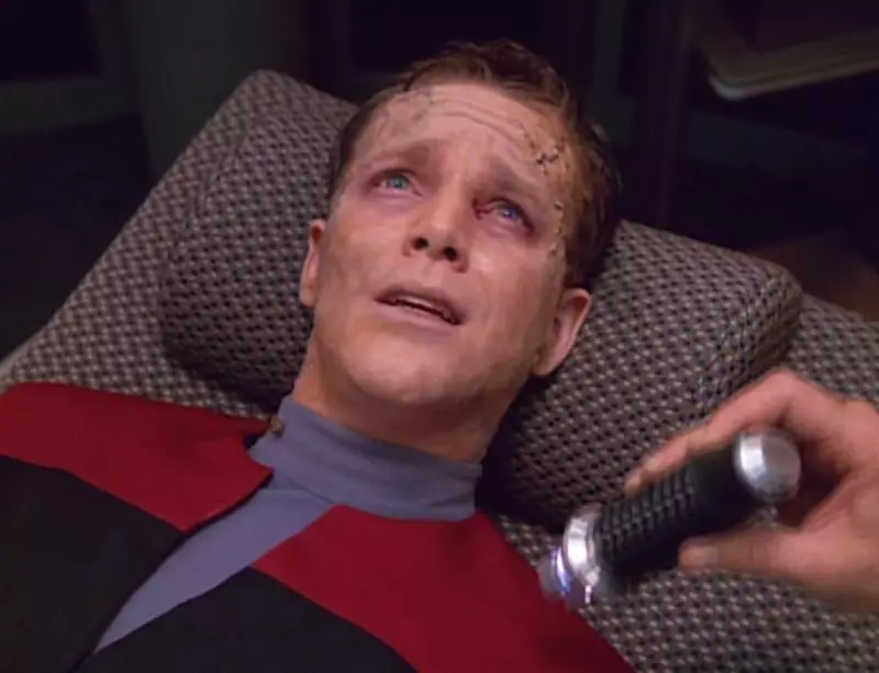 Star Trek: Voyager Rewatch: «Поріг» 2977_1