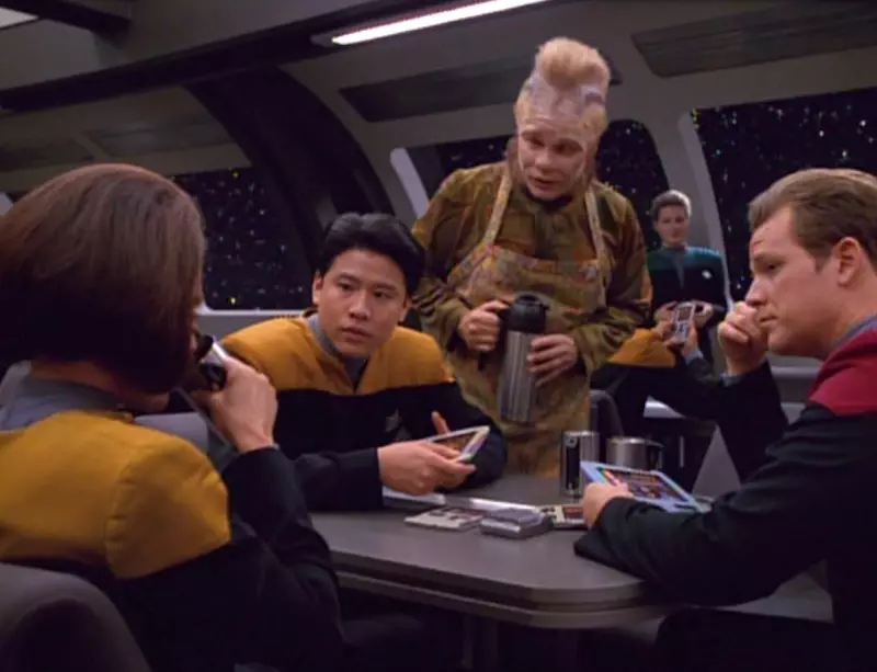 Star Trek: Voyager Rewatch: «Поріг» 2977_2