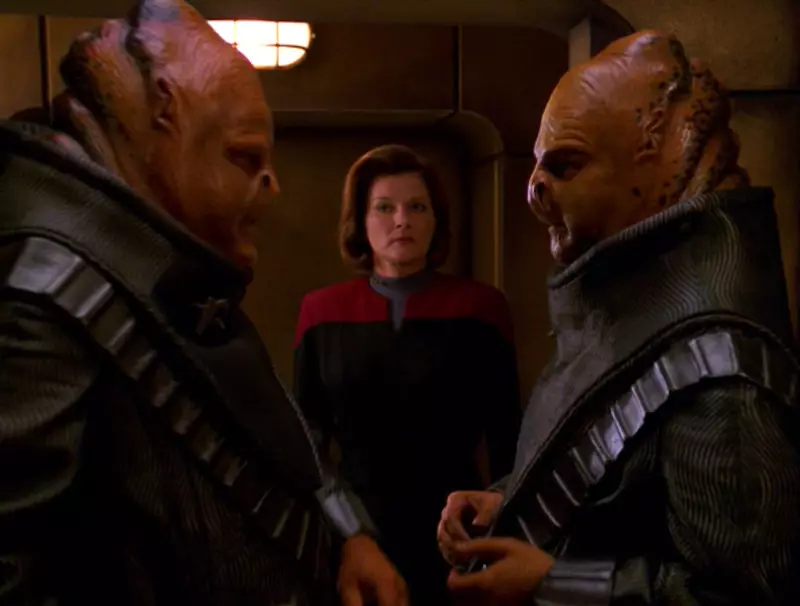 Star Trek: Voyager Rewatch: „Renaissance Man“ 2992_2