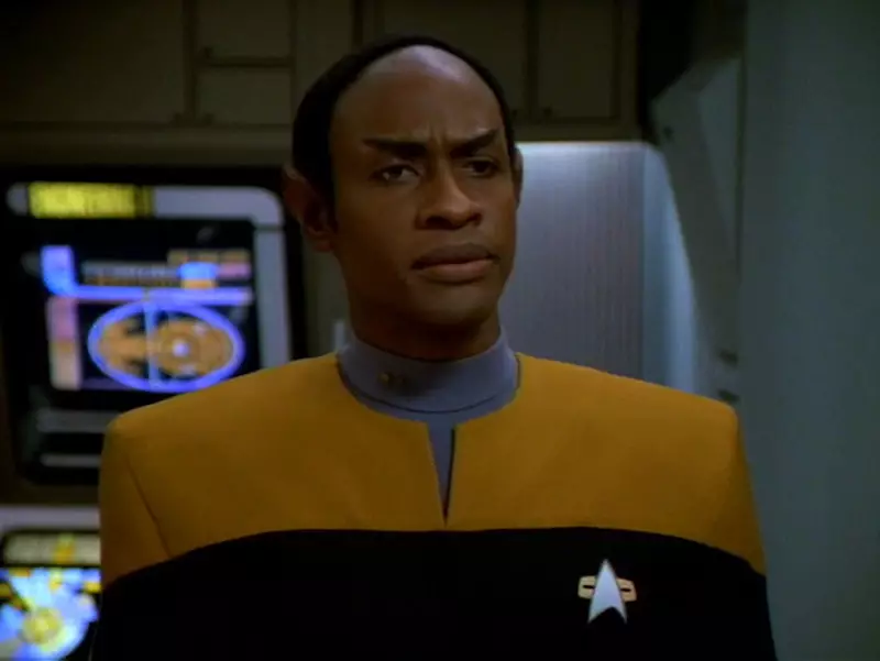 چولپان Trek: Voyager Rewatch: «قارار» 3002_2