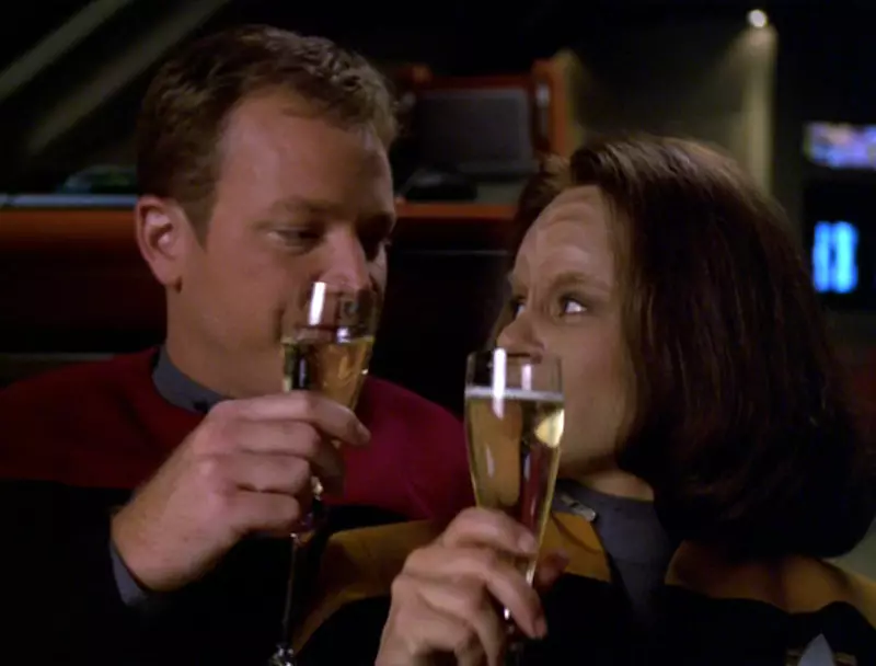 Star Trek: Voyager Rewatch: «ھەيدەش» 3007_4