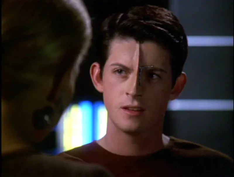 Star Trek: Voyager Rewatch: “Không hoàn hảo” 3010_5
