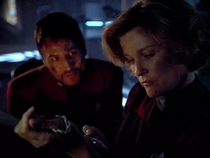 Star Trek: Voyager Rewatch: "Sala Dojehê, Beş I"