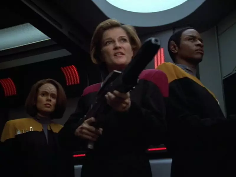 Star Trek: Voyager 再視聴: 「Waking Moments」 3047_2