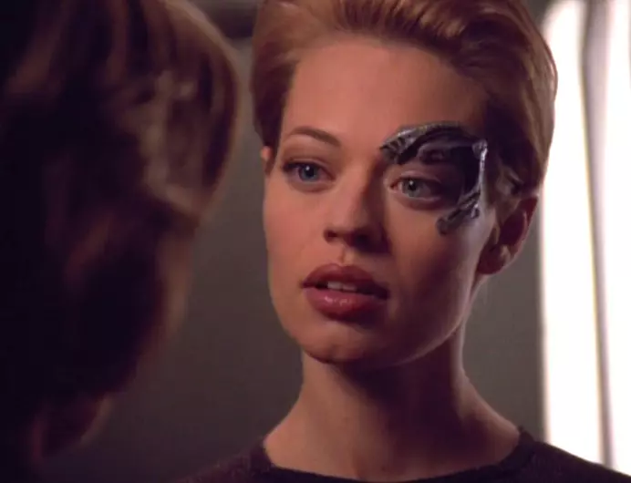 Star Trek: Voyager Rewatch: “Con mồi” 3056_2